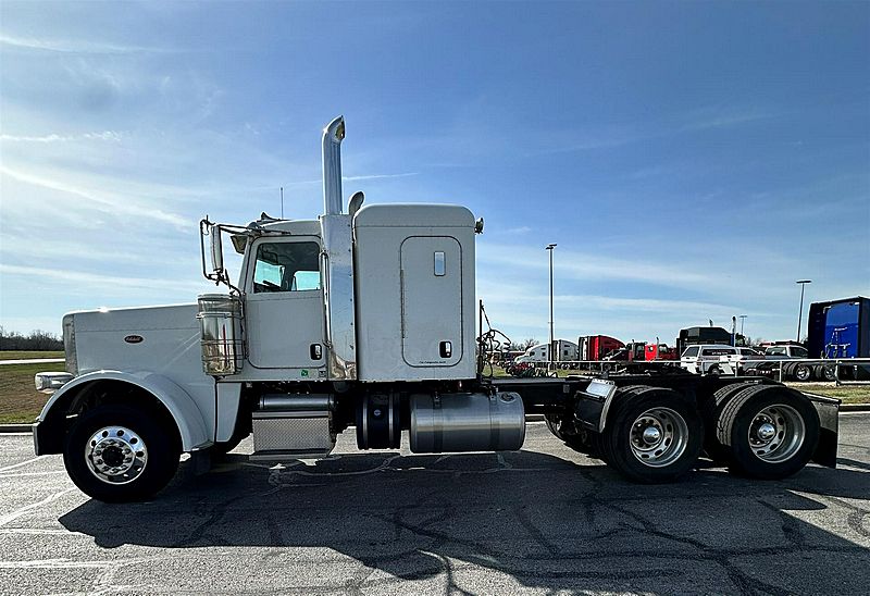 2019 Peterbilt 389 For Sale | 48" Sleeper | #0567590