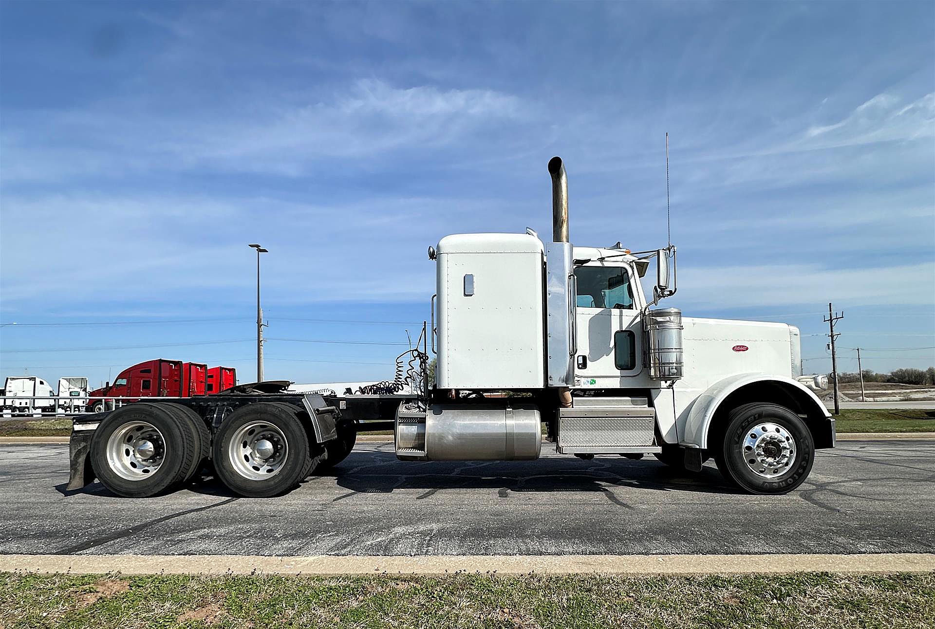 2019 Peterbilt 389 For Sale | 48" Sleeper | #0567590