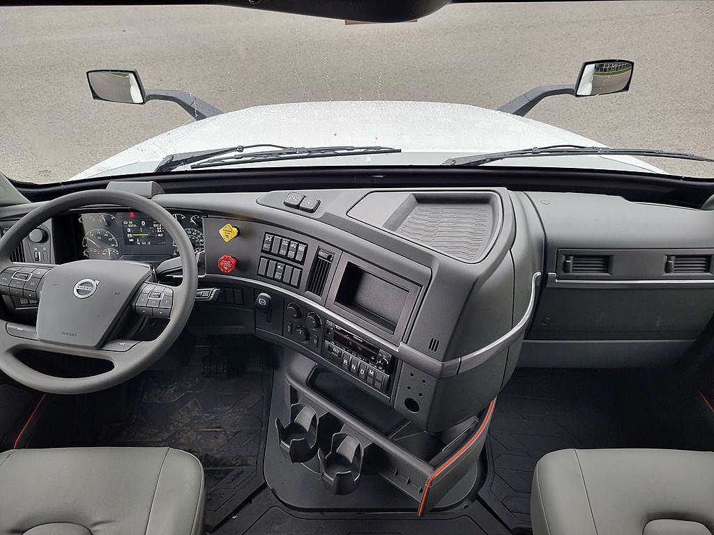 2024 Volvo VNL 400 For Sale | Sleeper Truck | #VT24577
