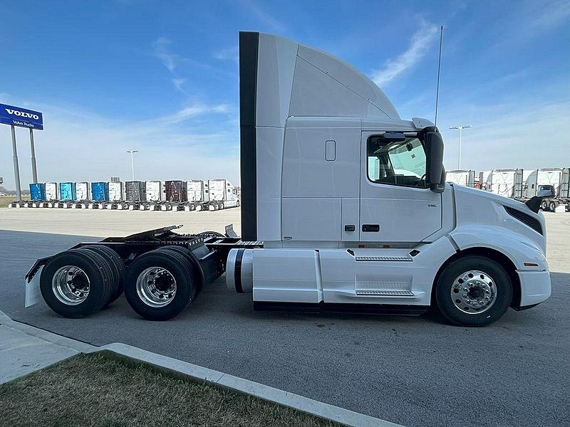 2025 Volvo VNL 400 For Sale | Sleeper Truck | #VP25023