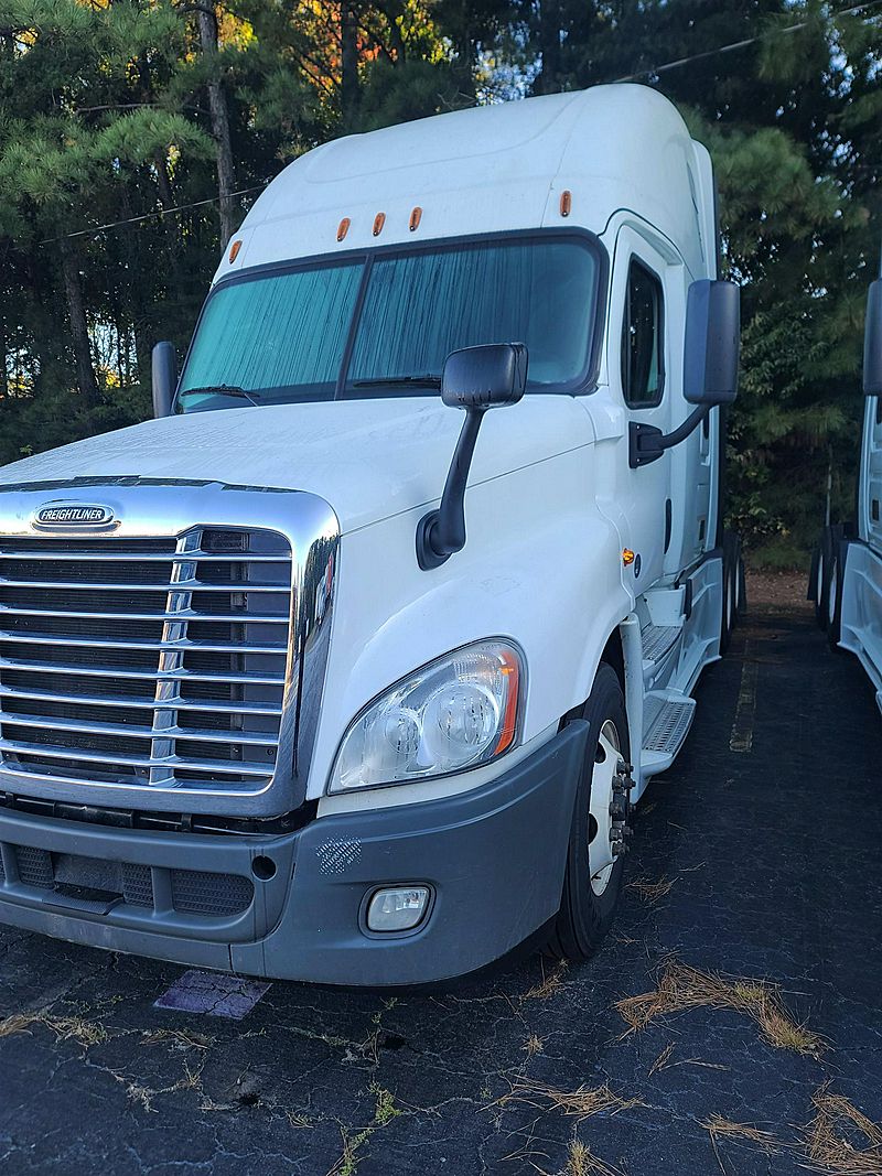 2020 Freightliner CASCADIA 125 For Sale | 72" Sleeper | #875559