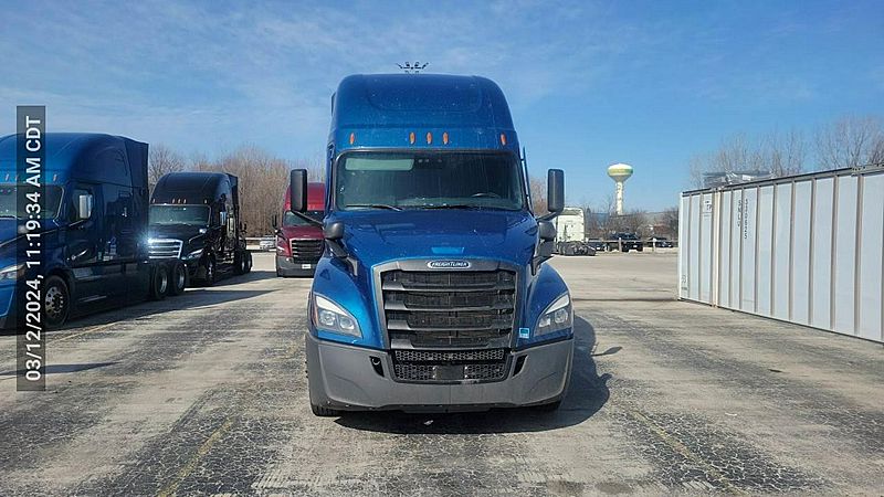 2023 Freightliner Cascadia For Sale | 72" Sleeper | #75385