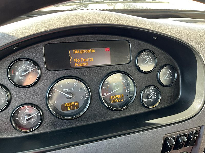 2019 Peterbilt 337 (For Sale) | 26' Box | Non CDL | #33N265134