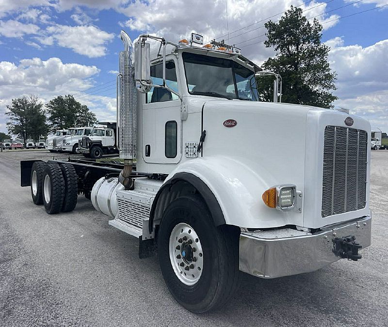 2014 Peterbilt 365 For Sale | Cab & Chassis | #8261