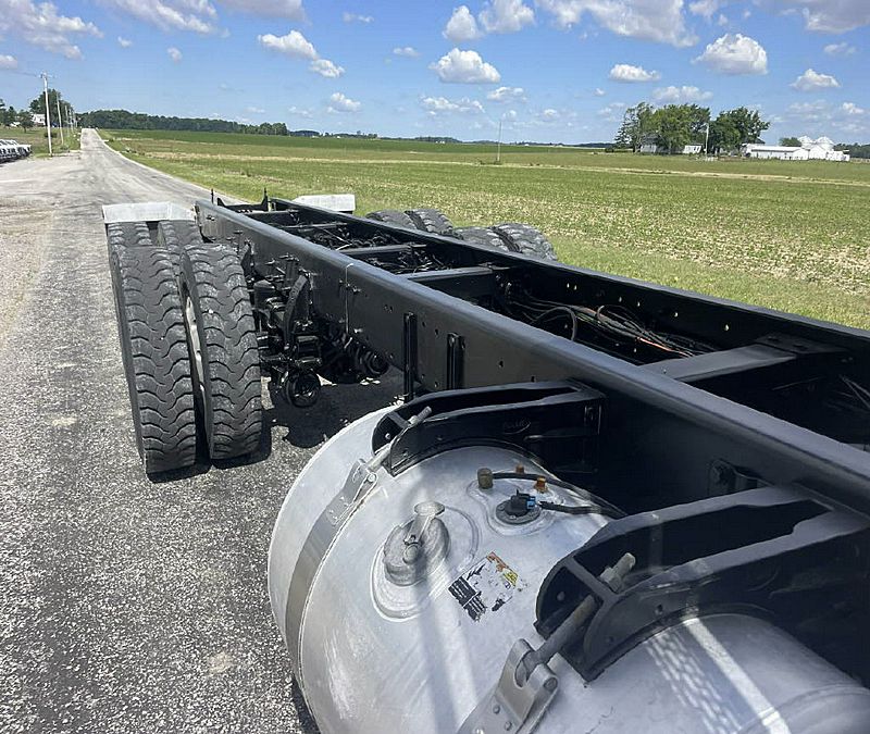 2015 Peterbilt 365 For Sale | Cab & Chassis | #8279