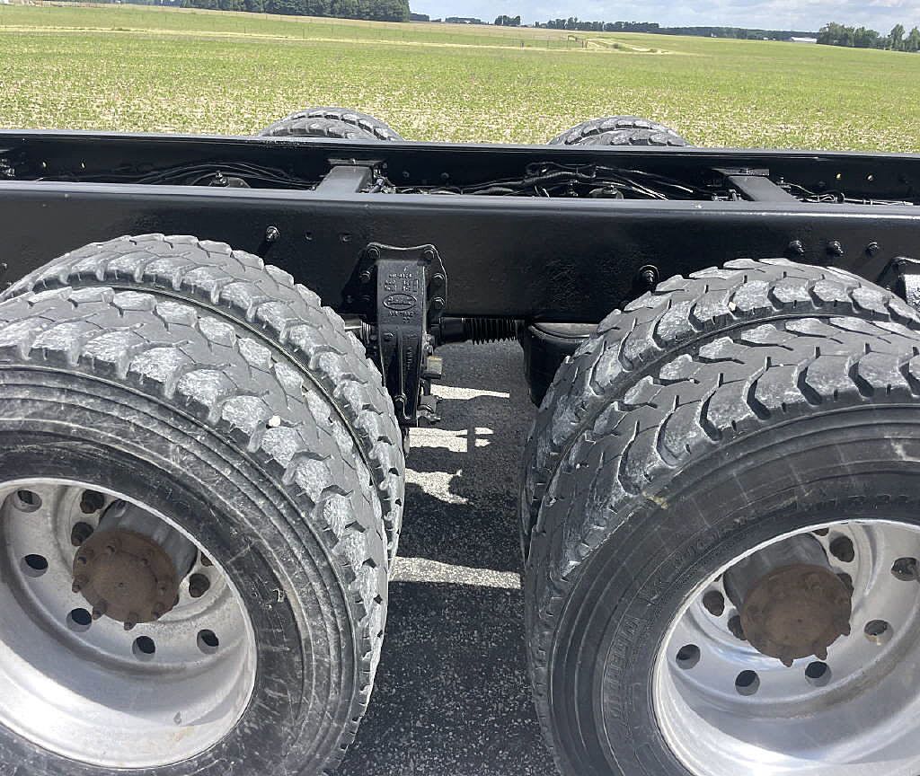 2015 Peterbilt 365 For Sale | Cab & Chassis | #8279