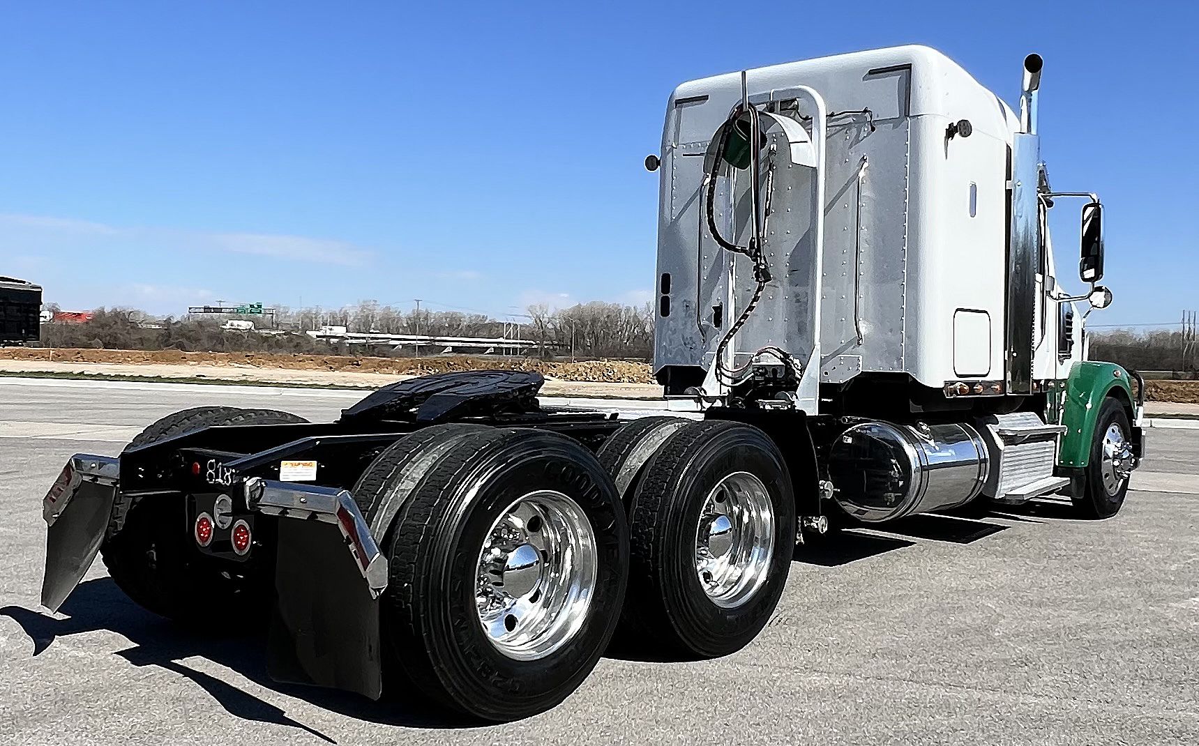 2018 Freightliner Coronado SD 122 (For Sale) | 58" Sleeper | #8188