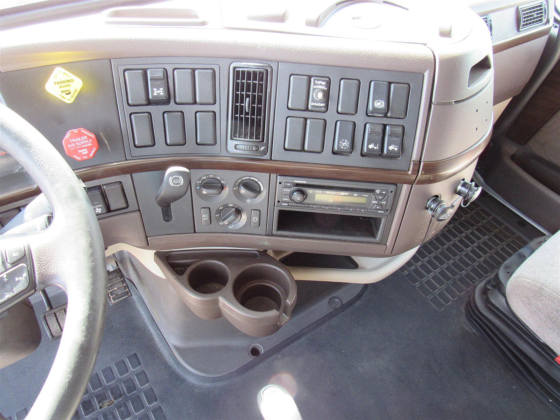 2014 Volvo VNL 630 For Sale | 60" Sleeper | #179726