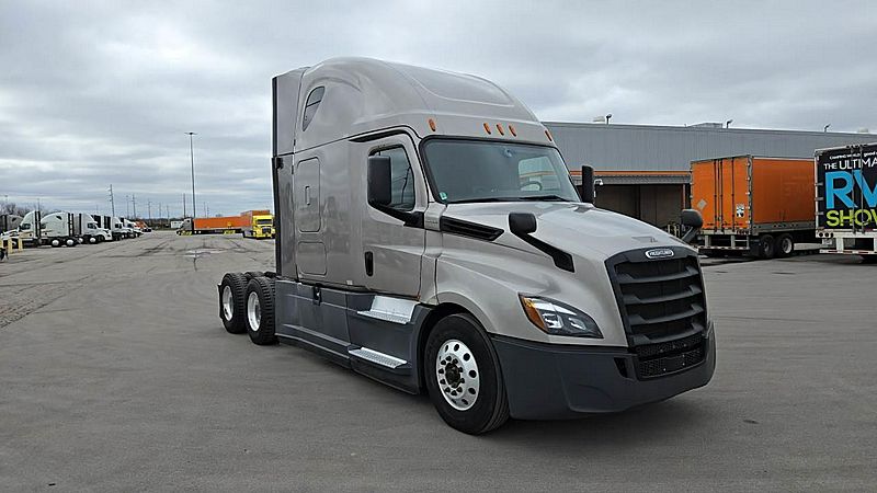 2020 Freightliner Cascadia For Sale | 72" Sleeper | #90041