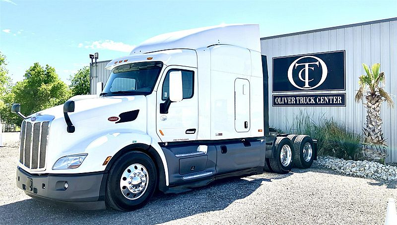 2018 Peterbilt 579 (For Sale) | 74" Sleeper | #SA3076