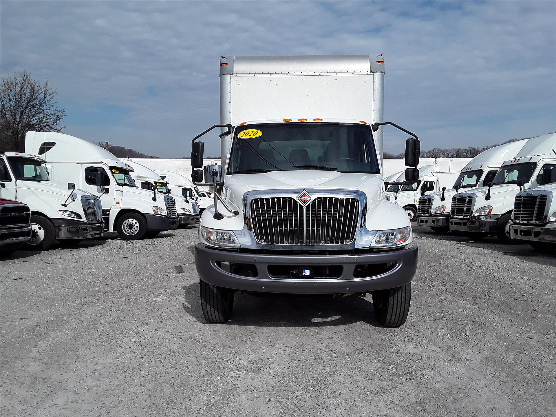 2020 International MV607 (For Sale) | 26' Box | # 280341