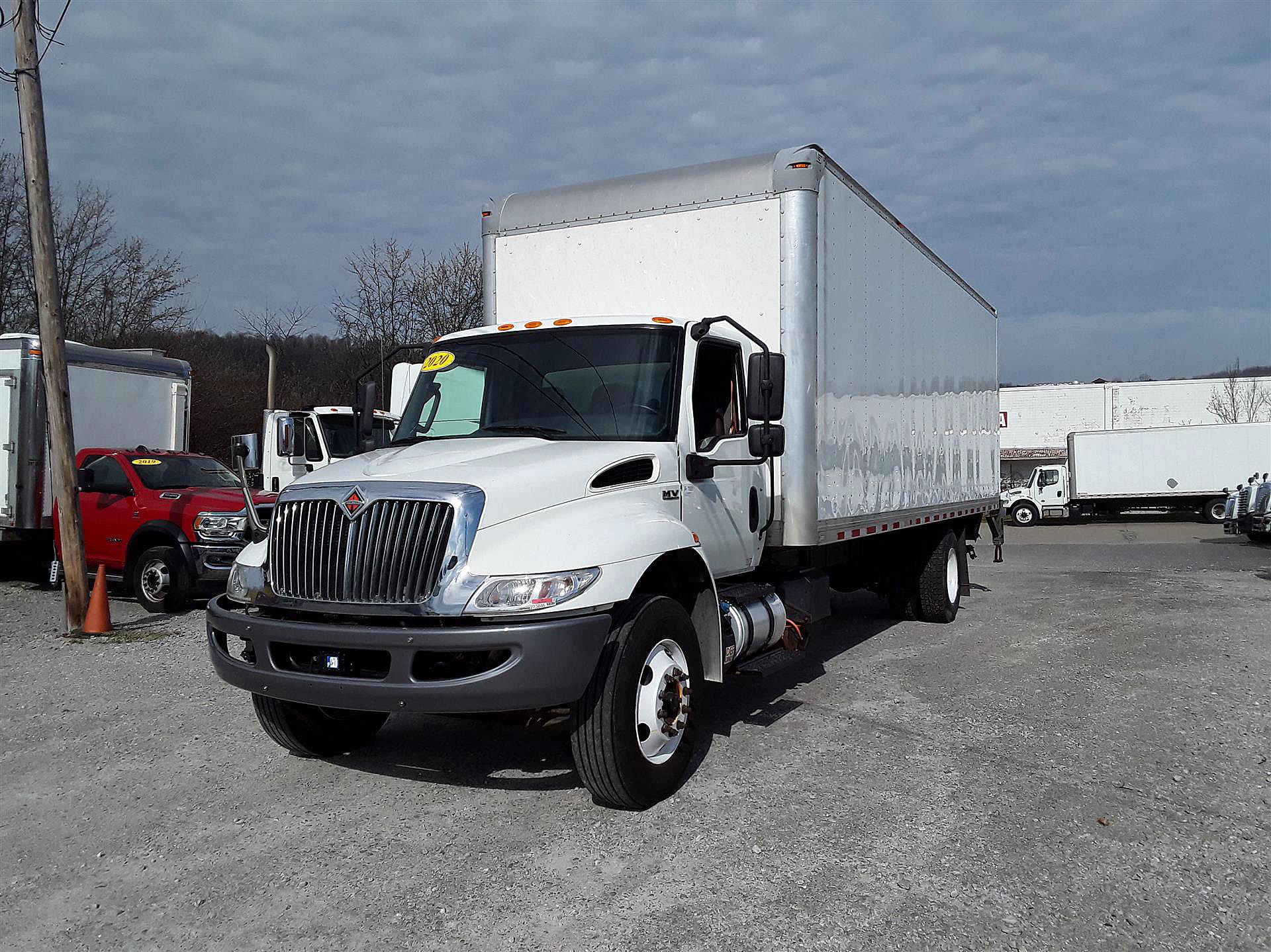 2020 International MV607 (For Sale) | 26' Box | # 280341