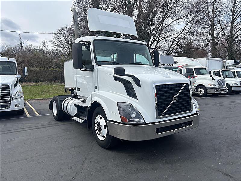 2016 Volvo VNL42T For Sale | Day Cab | #387641