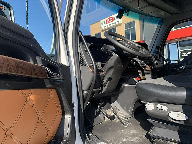 2022 Kenworth T680 (For Sale) | 76" Sleeper | #5763C