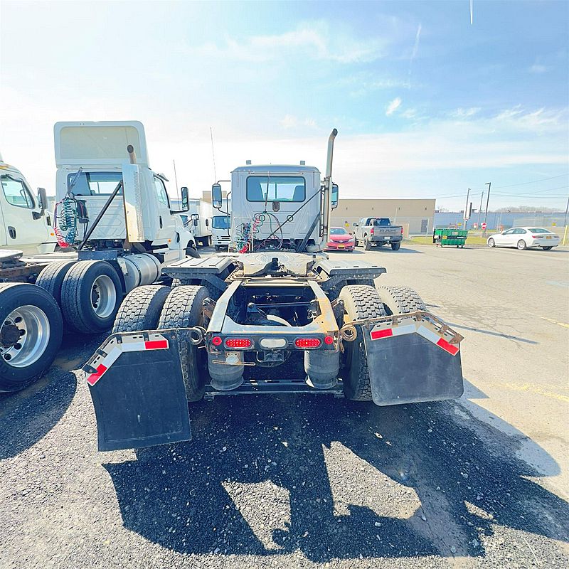 2017 Mack Pinnacle CXU600 (For Sale) | Day Cab | #677401