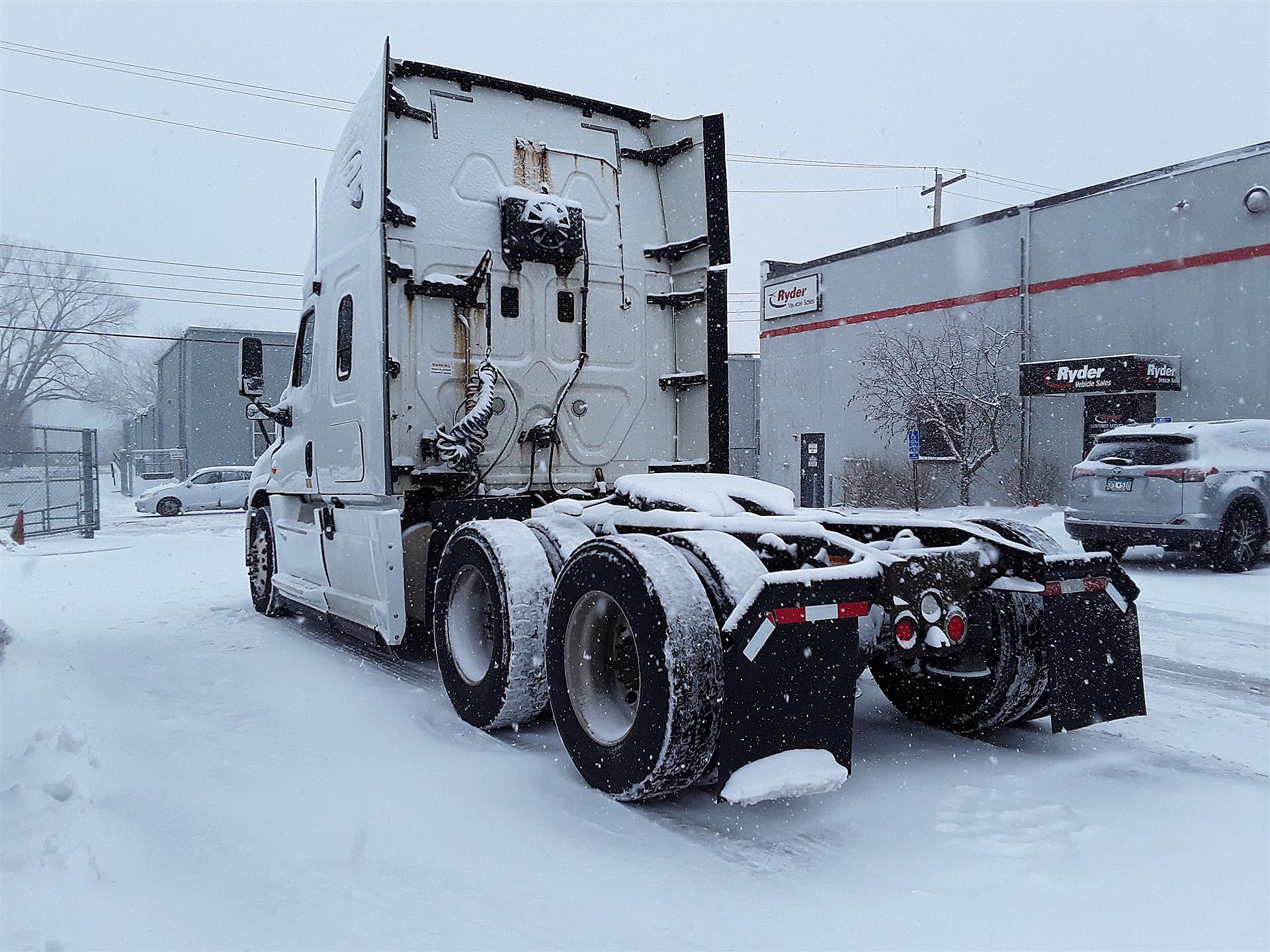 2013 Freightliner CASCADIA 125 For Sale | 60" Sleeper | #494782