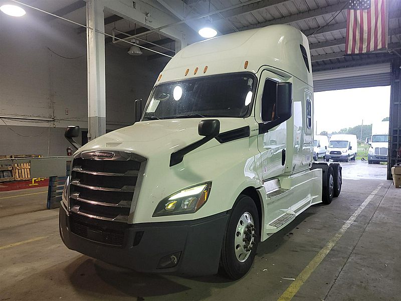 2020 Freightliner NEW CASCADIA PX12664 (For Sale) | 72" Sleeper | #250880