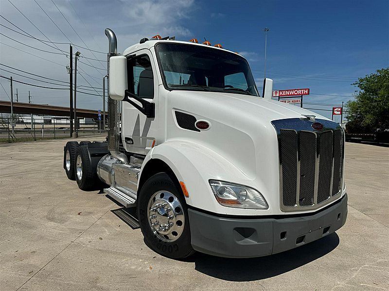 2016 Peterbilt 579 (For Sale) | Day Cab | #0569065