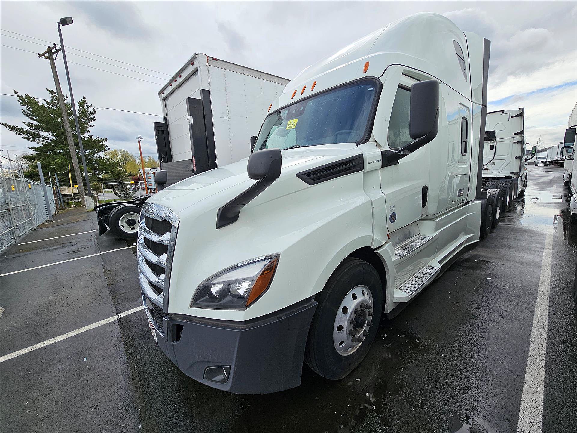 2021 Freightliner NEW CASCADIA PX12664 For Sale | 72" Sleeper | #297387