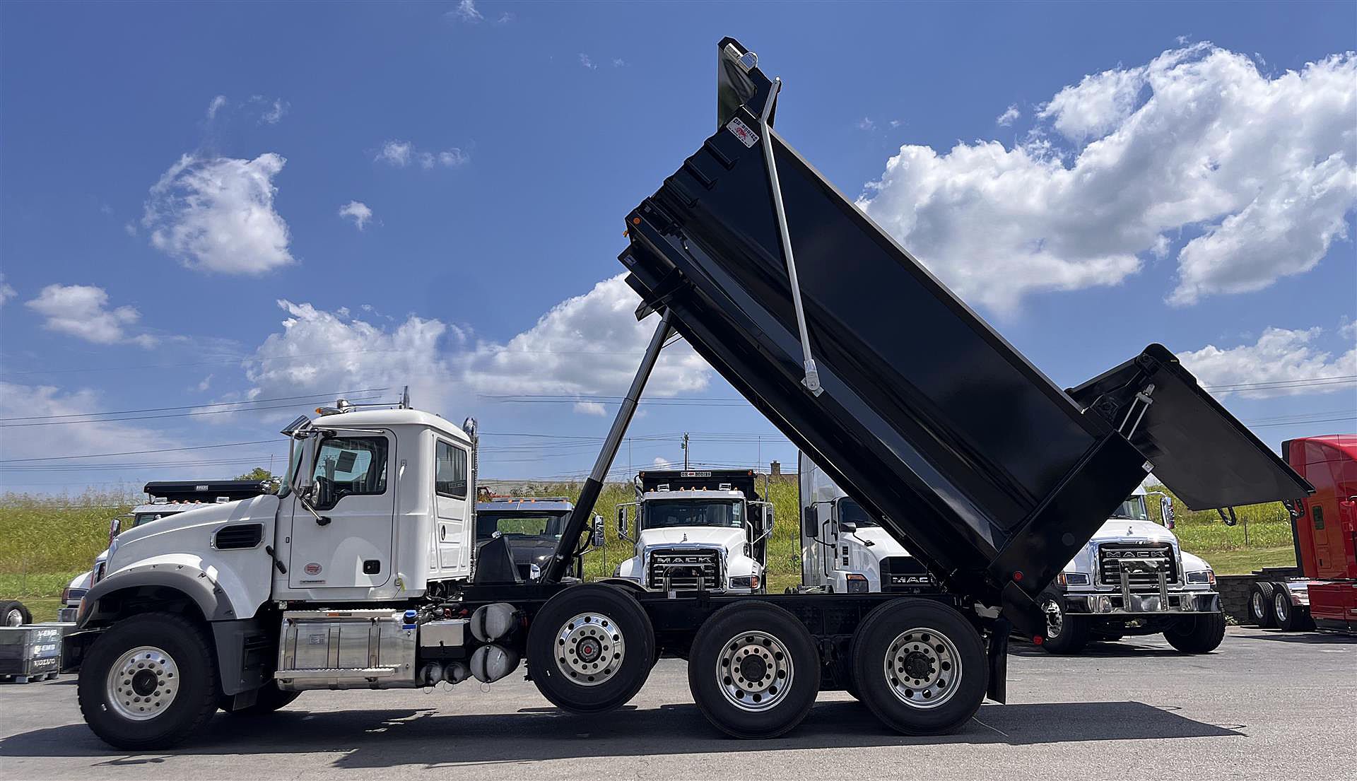 2025 Mack Granite GR84F For Sale | Dump Truck | # M005251