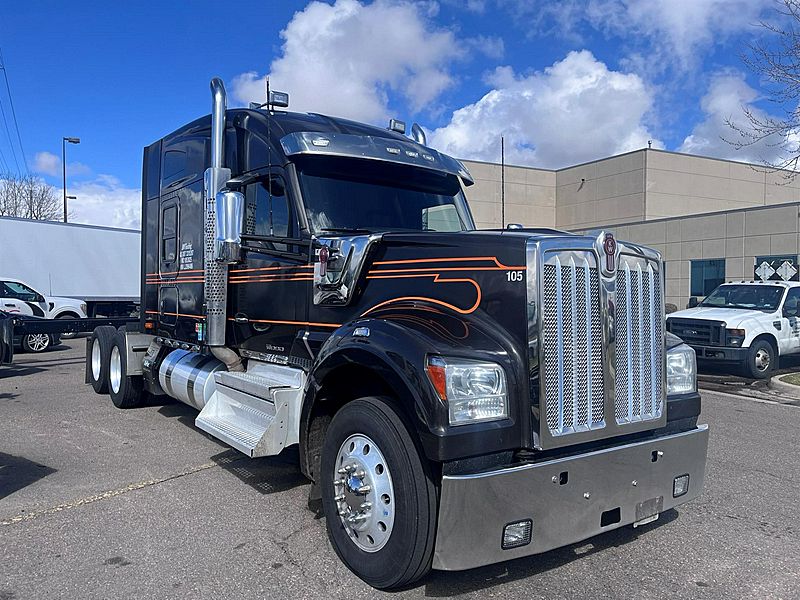 2020 Kenworth W990 For Sale | 76" Sleeper | #0571064