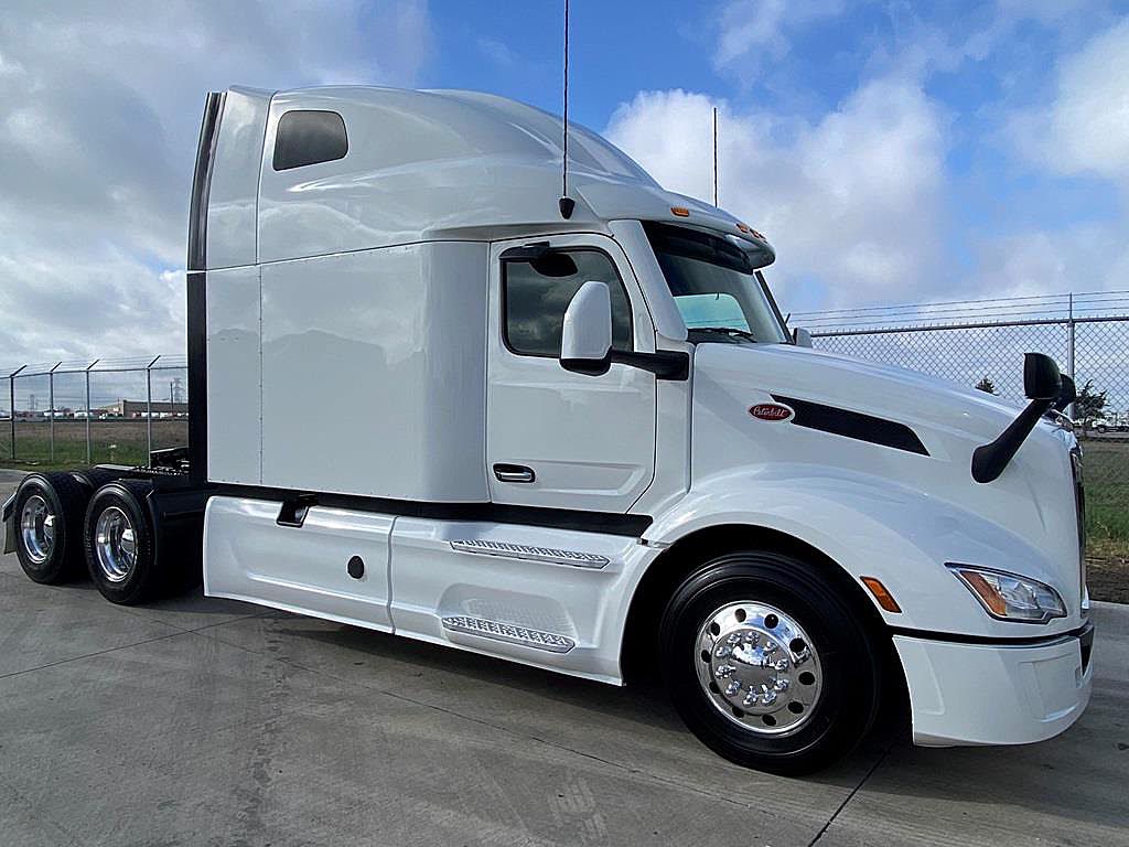 2023 Peterbilt 579 (For Sale) | 80" Sleeper | #0571077