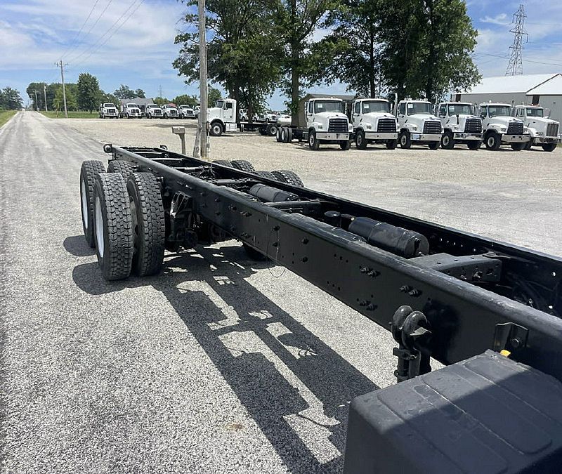 2014 Freightliner 114SD For Sale | Cab & Chassis | #8292