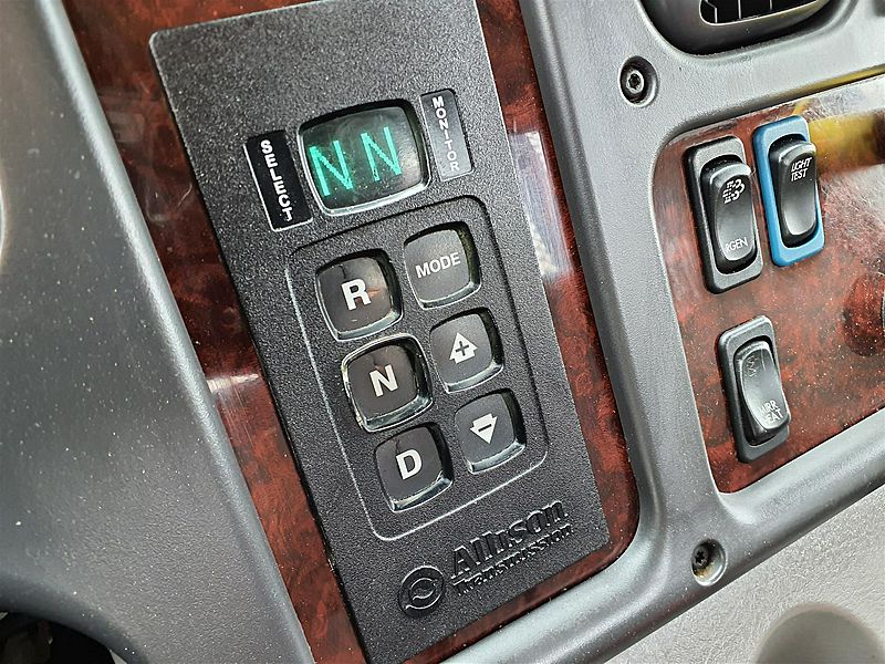2018 Freightliner M2 106 For Sale | Day Cab | #753675