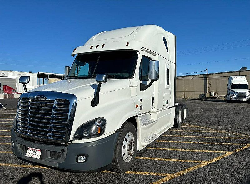 2019 Freightliner CASCADIA 125 For Sale | 72" Sleeper | #804152