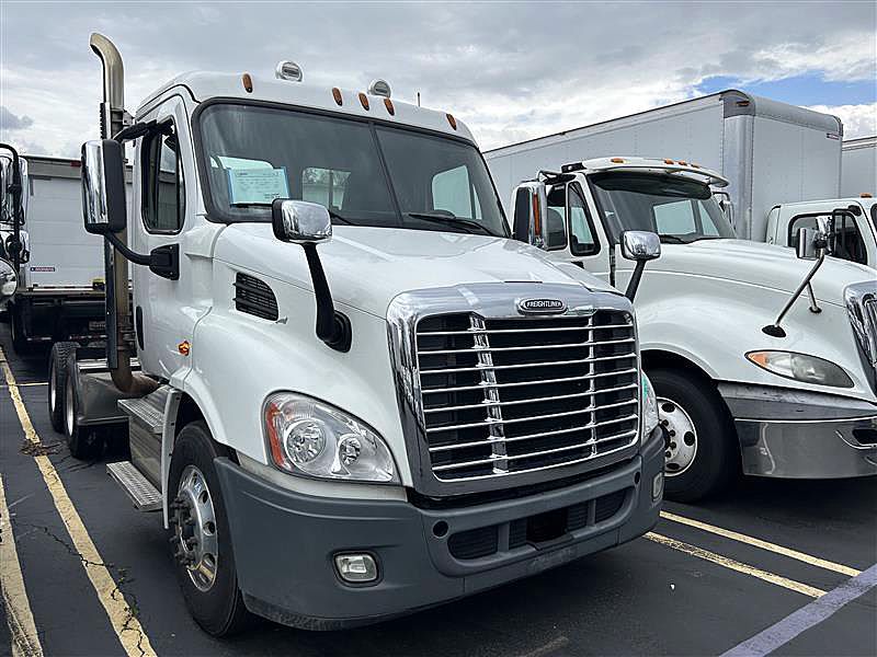 2019 Freightliner CASCADIA For Sale | Day Cab | #537146