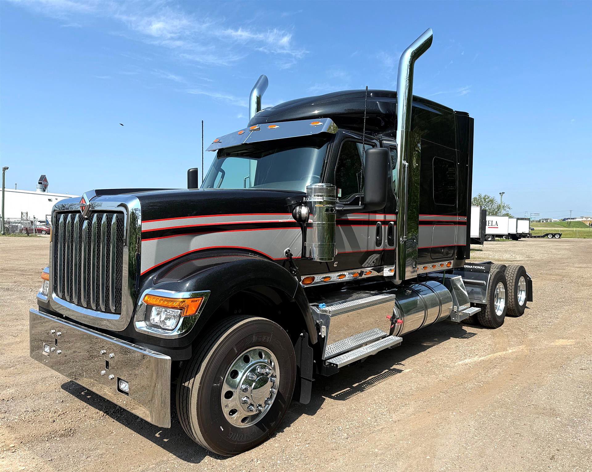 2025 International HX520 For Sale | 73" Sleeper | #SN500975