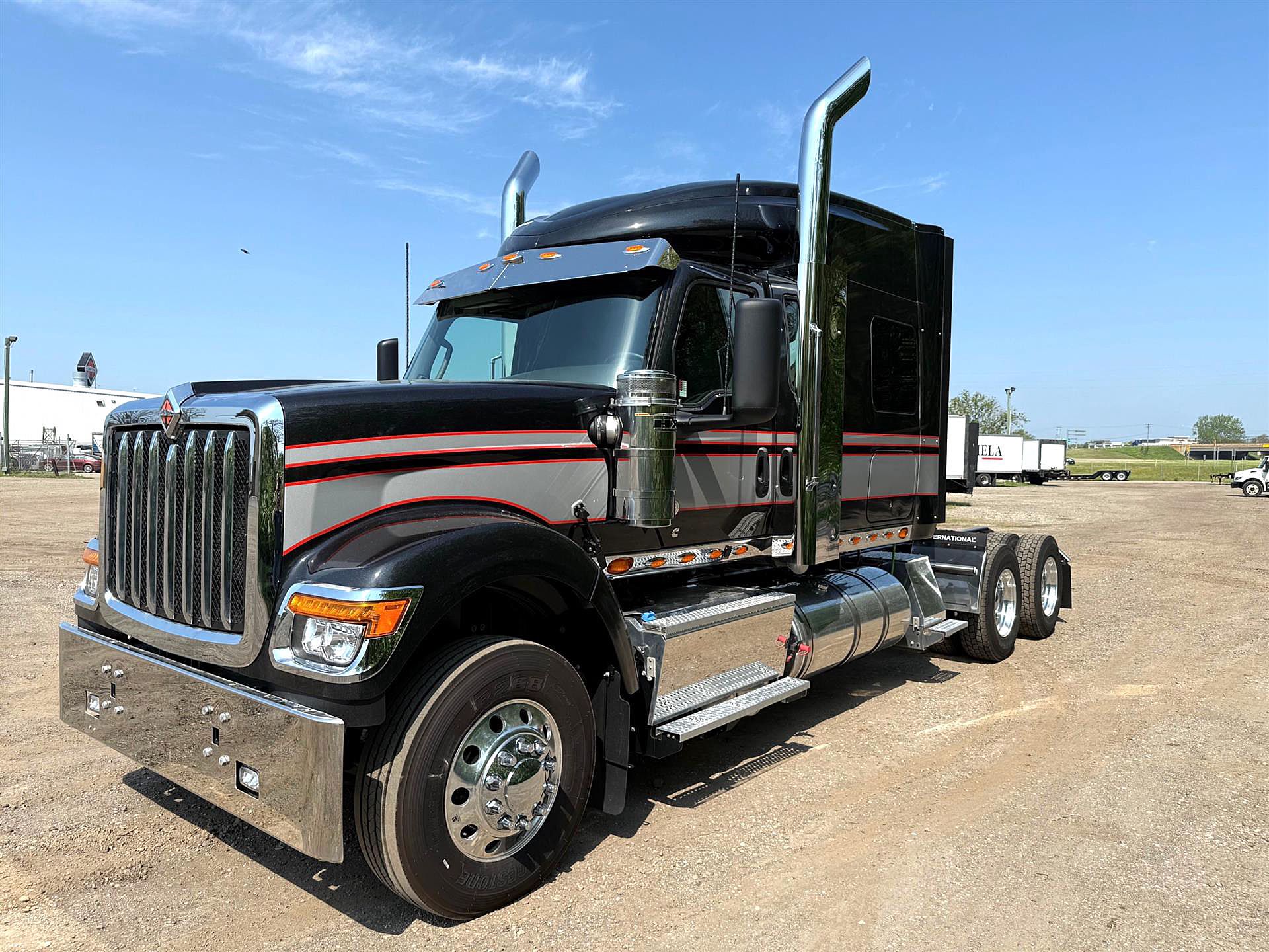 2025 International HX520 For Sale | 73" Sleeper | #SN500975