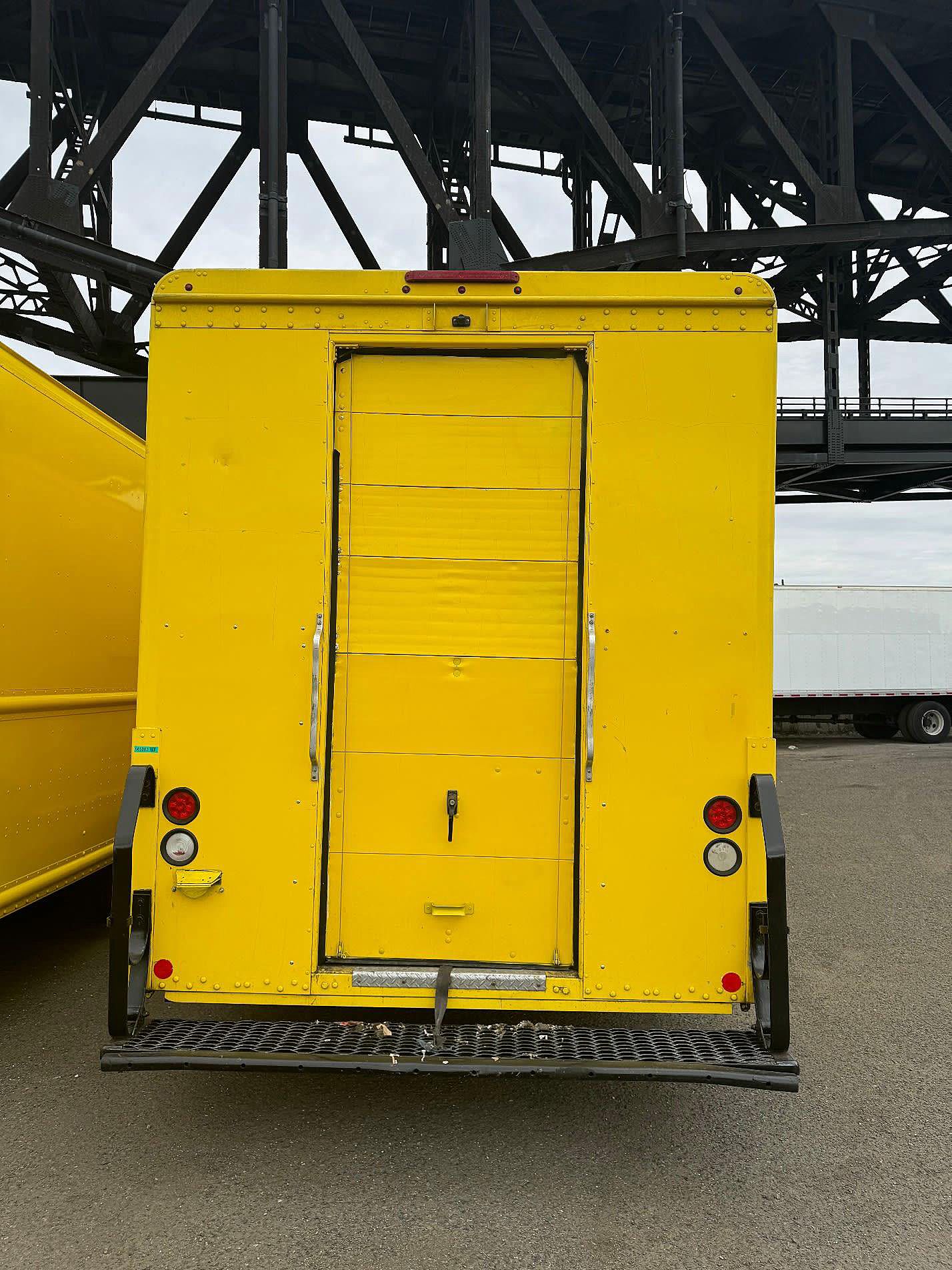 2017 Freightliner MT-55 WALK-IN (For Sale) | Day Cab | #665003
