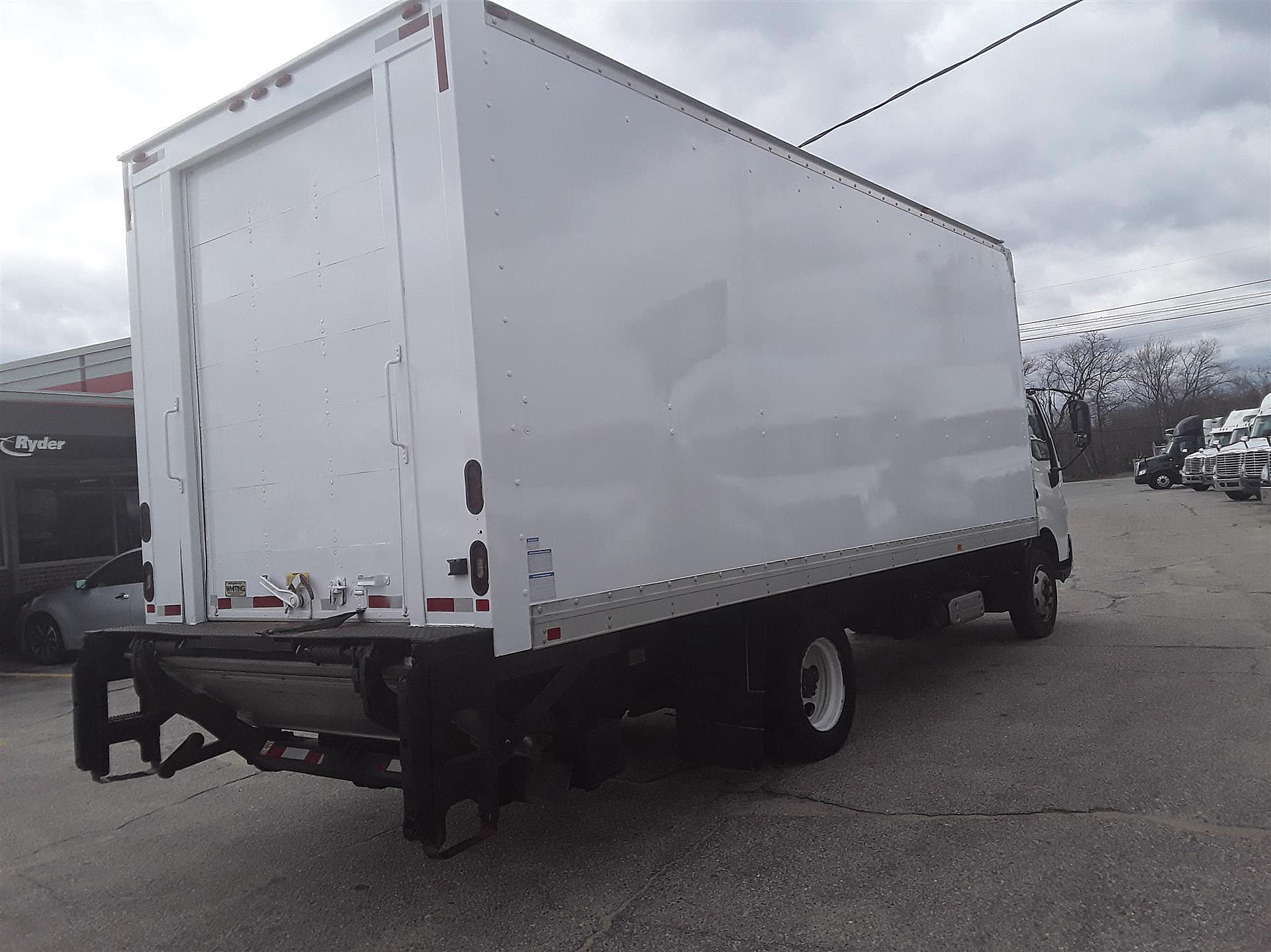 2017 Hino HINO 195 For Sale | Day Cab | #673609