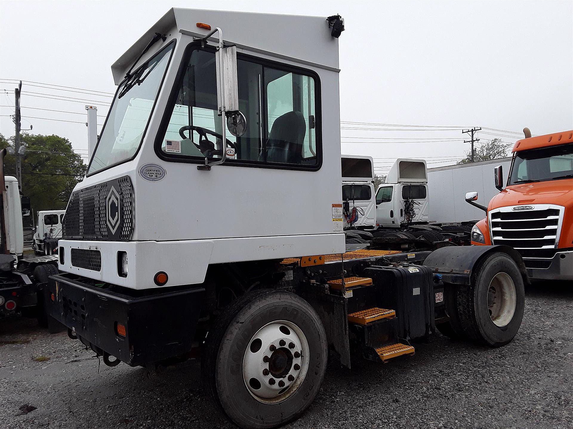 2018 Capacity SABRE 5 4X2 For Sale | Yard Spotter | #814484