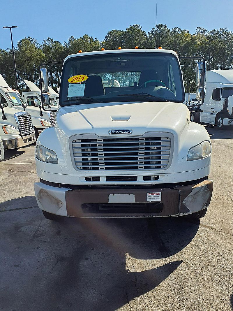 2014 Freightliner M2 106 For Sale | Day Cab | #528077