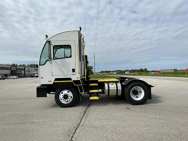 2024 Autocar ACTT42 For Sale | Yard Spotter | #13801AH