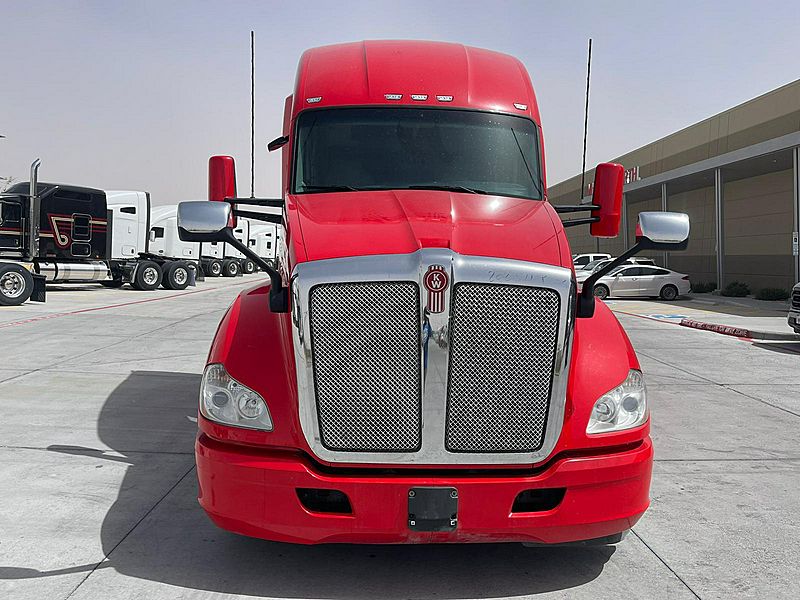 2020 Kenworth T680 (For Sale) | 76" Sleeper | #0571101