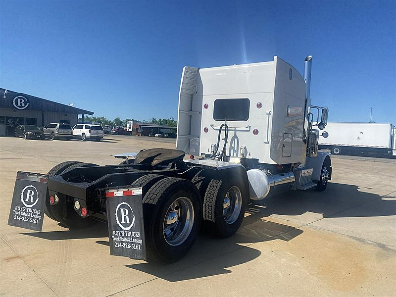 2014 Peterbilt 389 For Sale | Flat Top Sleeper | #14370