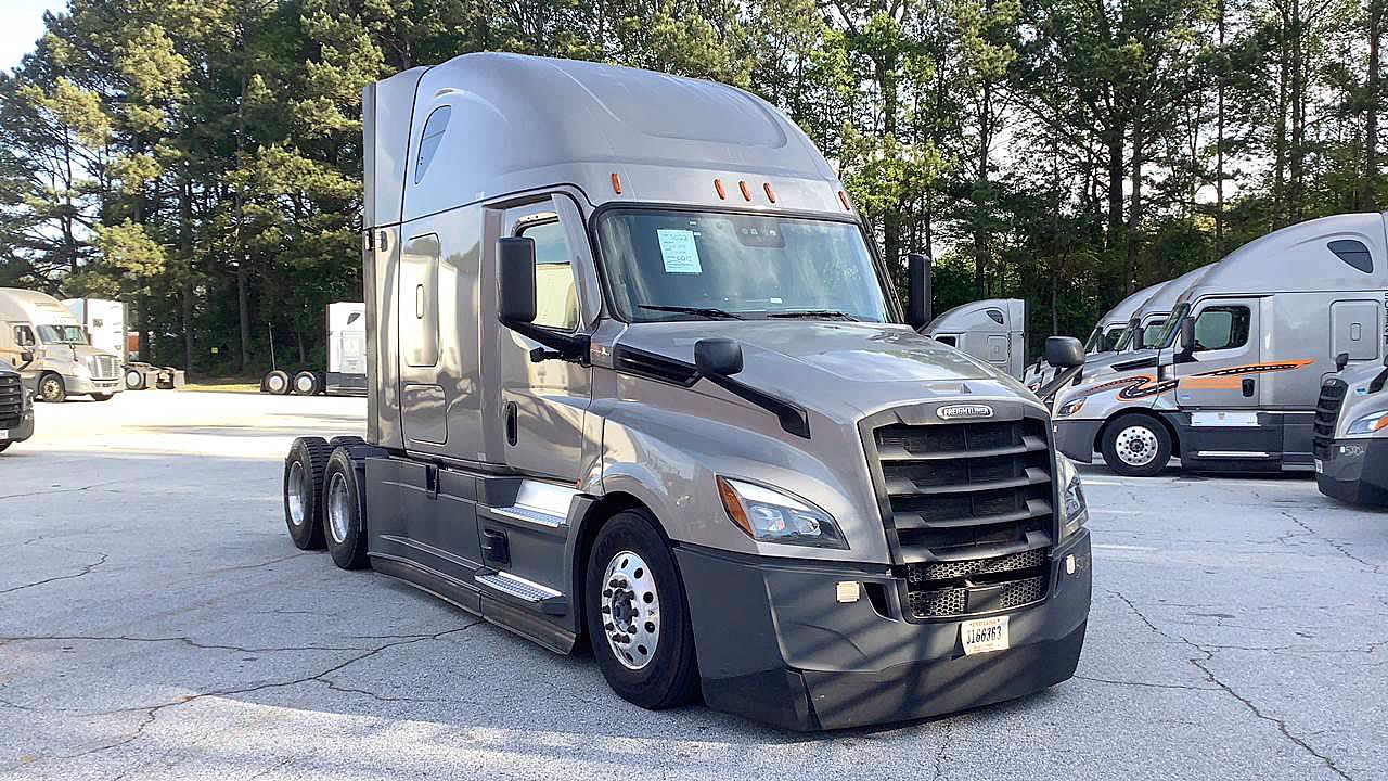 2023 Freightliner Cascadia For Sale | 72" Sleeper | #54020