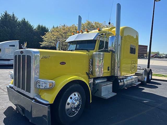 2016 Peterbilt 389 For Sale | 80" Sleeper | #0572608
