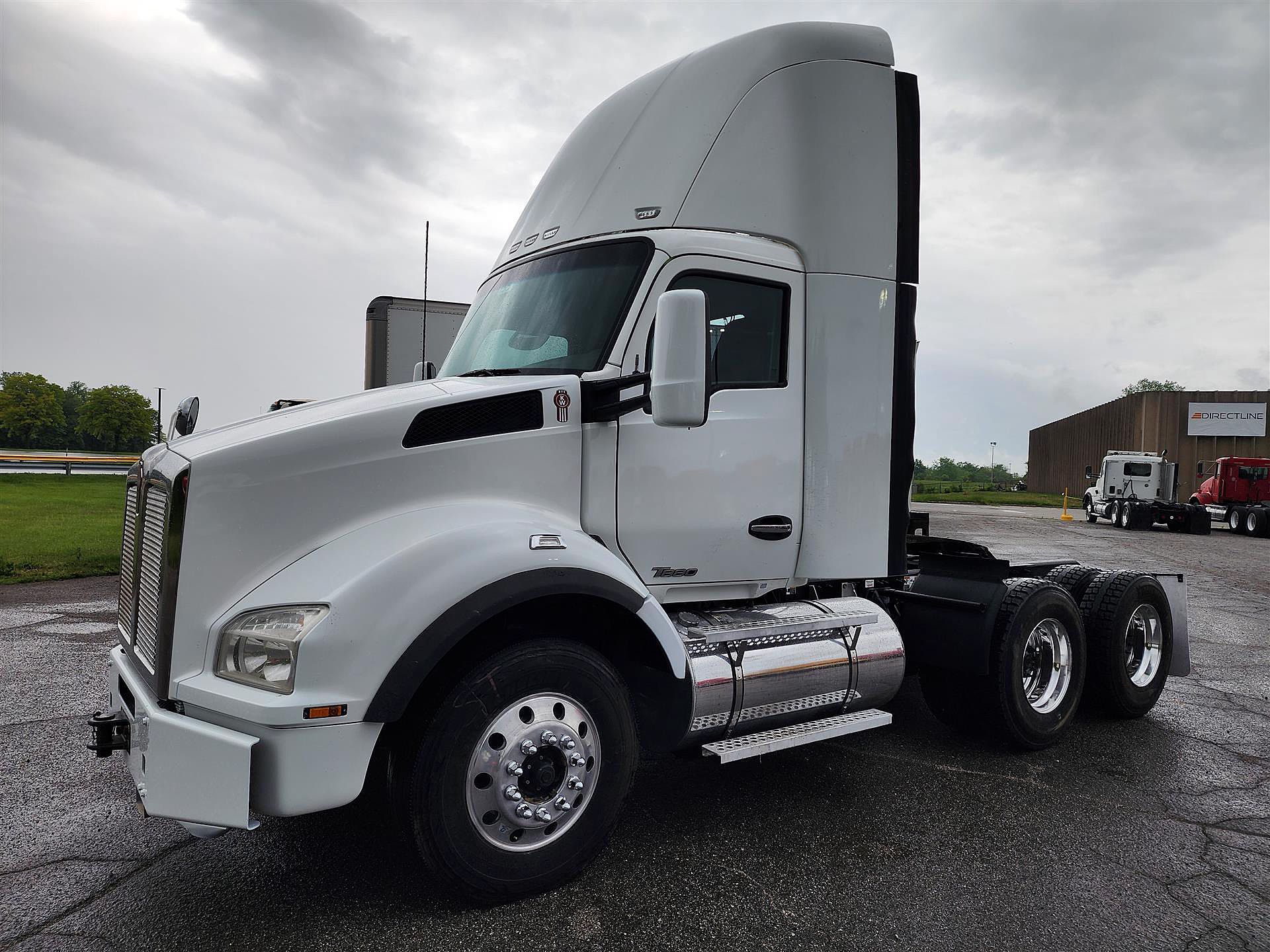2018 Kenworth T880 (For Sale) | Day Cab | #155