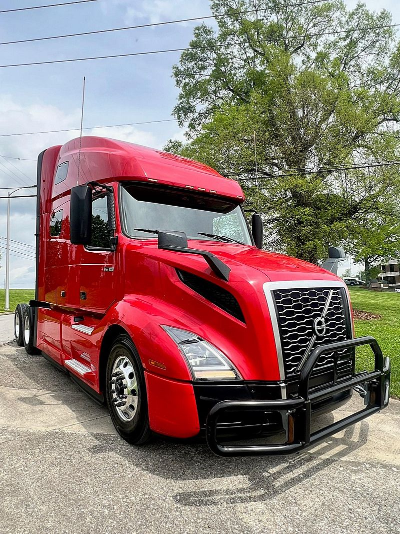 2020 Volvo VNL 670 (For Sale) | 76" Sleeper | #0571639
