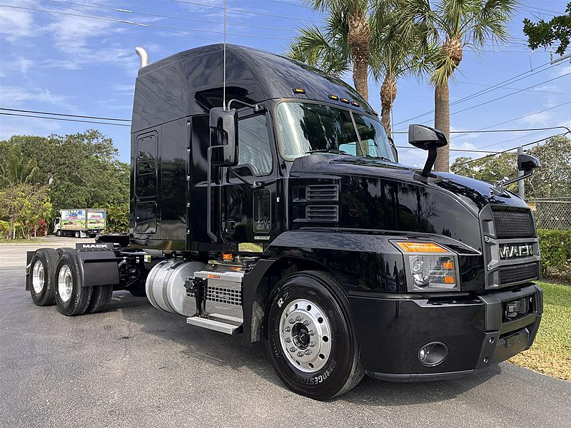 2025 Mack Anthem AN64T For Sale | Sleeper Truck | #08AN049854