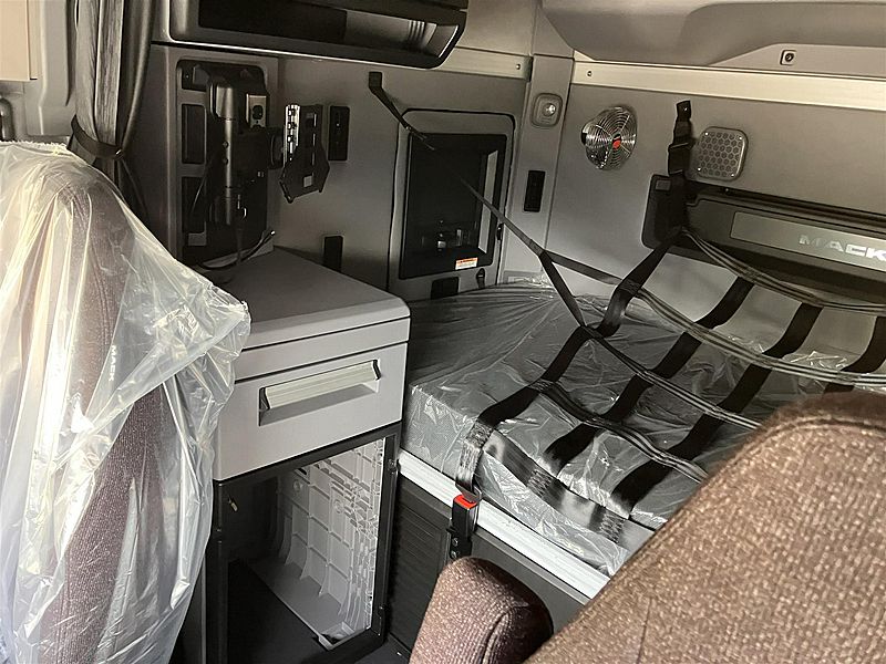 2025 Mack Anthem AN64T For Sale | Sleeper Truck | #08AN049854