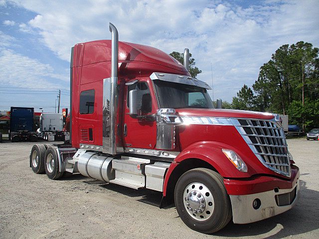 2021 International LoneStar For Sale | 56" Sleeper | #7MN523149