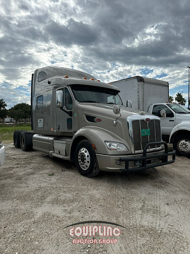 2015 Peterbilt 587 (For Sale) | Double Sleeper | #NTL248409