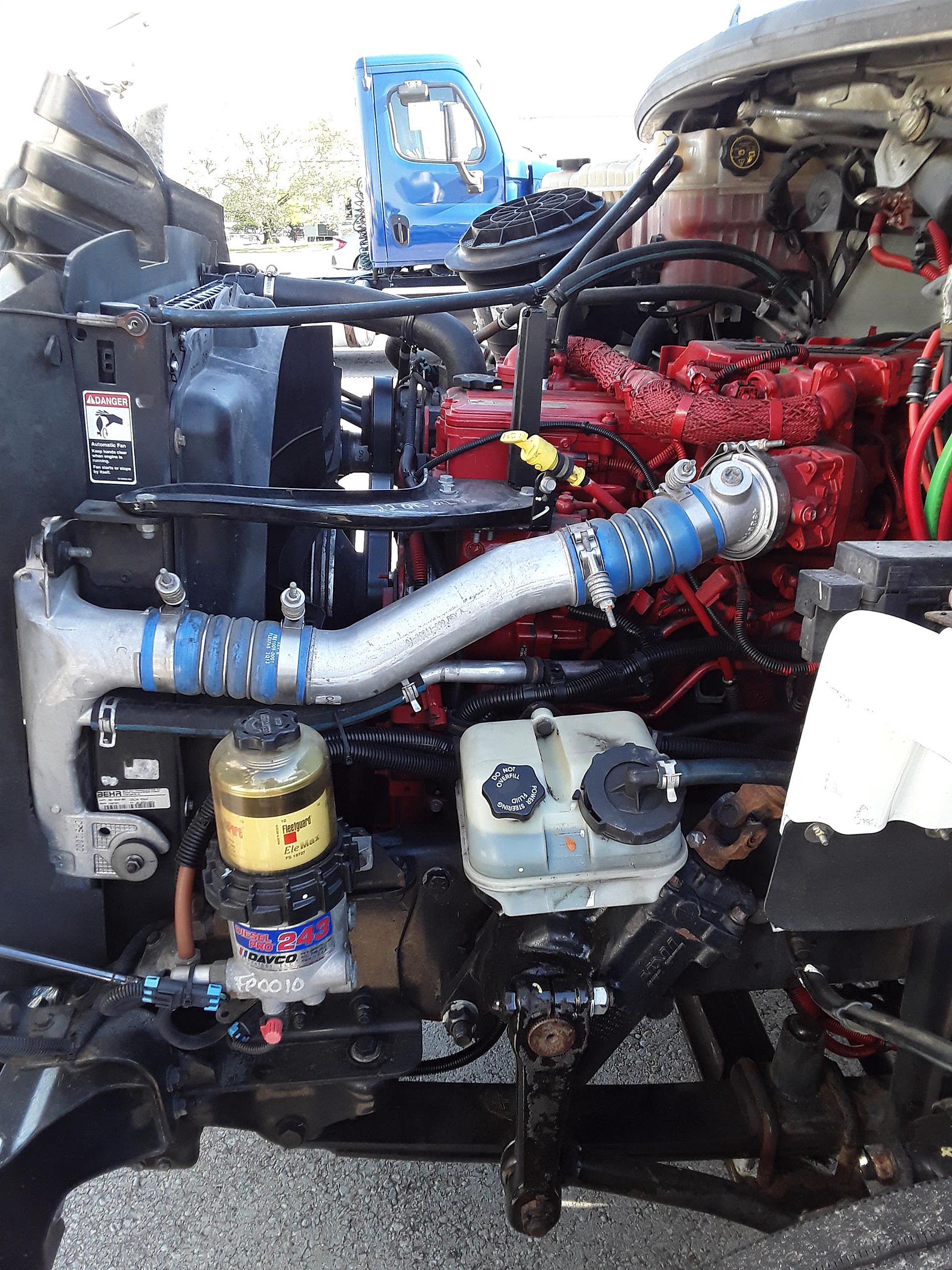 2014 Freightliner M2 106 For Sale | Day Cab | #528636