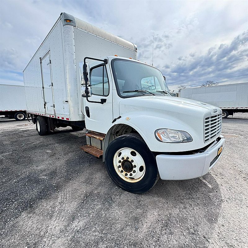 2018 Freightliner M2 106 (For Sale) | Day Cab | #683843