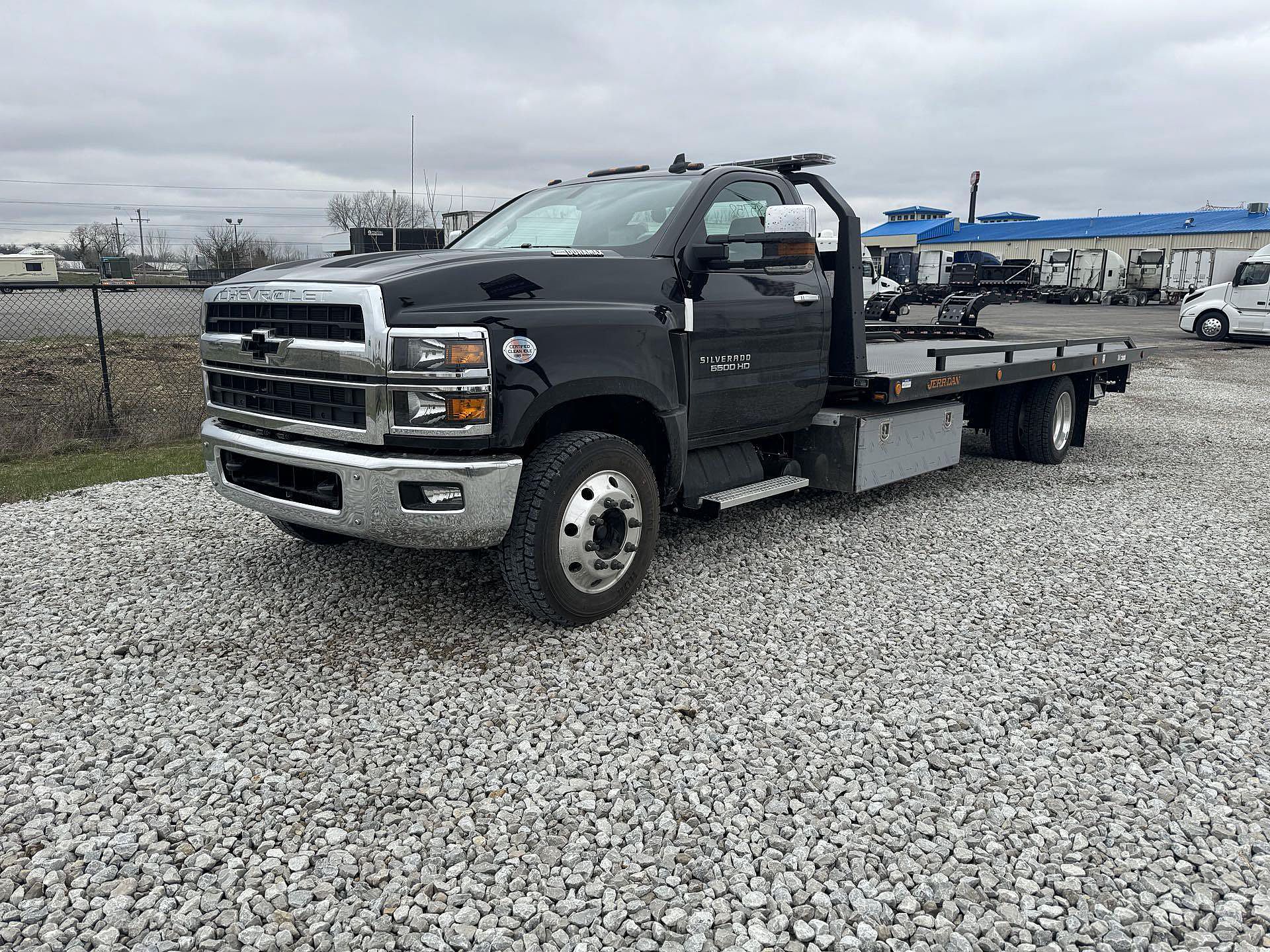 2023 CHEVY 6500 HD (For Sale) | Daycab Sleeper | #A377C